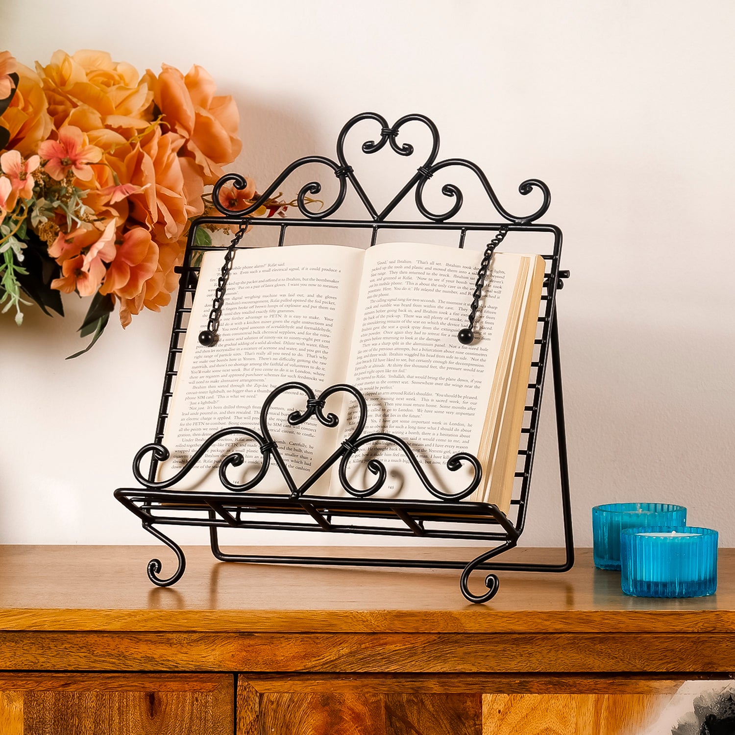 Black Wrought Decorative Book Stand – Casa Decor